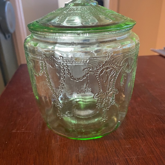 Anchor Hocking | Accents | Vintage Anchor Hocking Green Glass Cracker ...